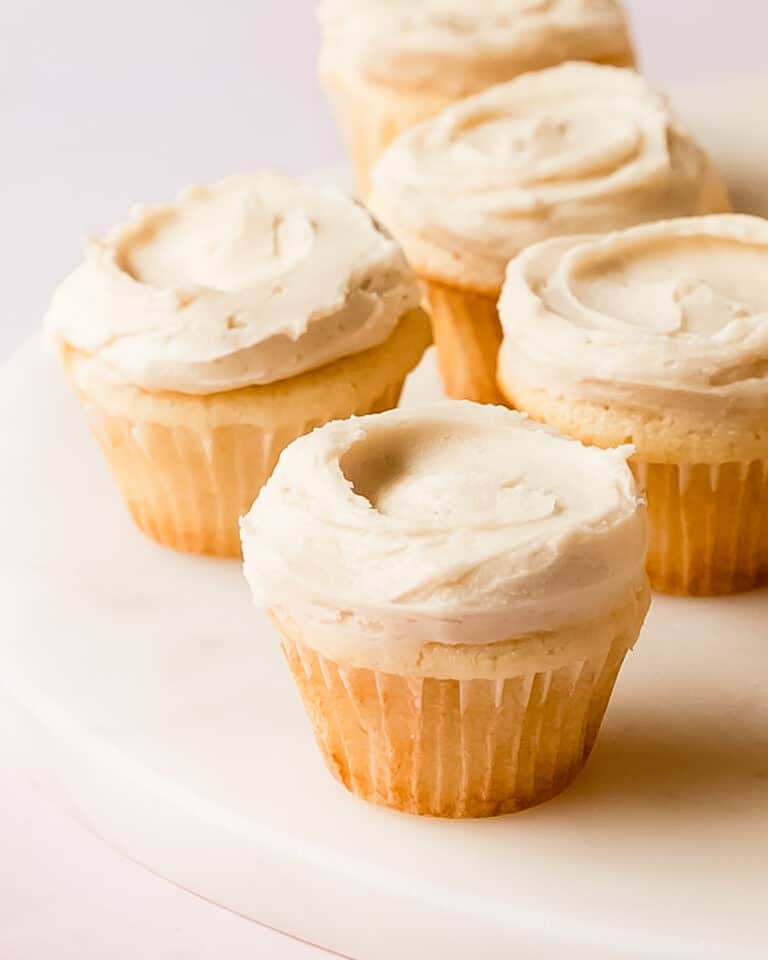 Mini Cupcakes - Olives + Thyme