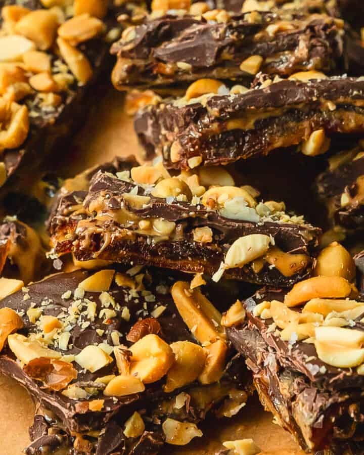 Date Snickers (Easy 4 Ingredient Recipe) - Olives + Thyme