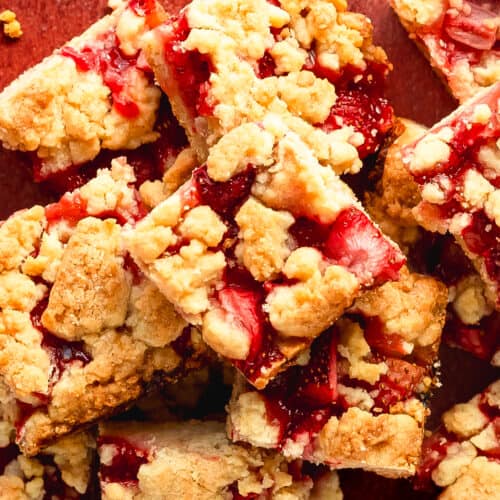 Strawberry Bars (Easy Crumble Bar Recipe) - Olives + Thyme