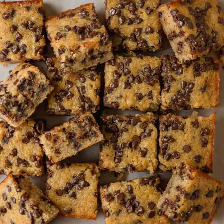 Chocolate Chip Banana Bars (Quick, Easy and Chewy) - Olives + Thyme