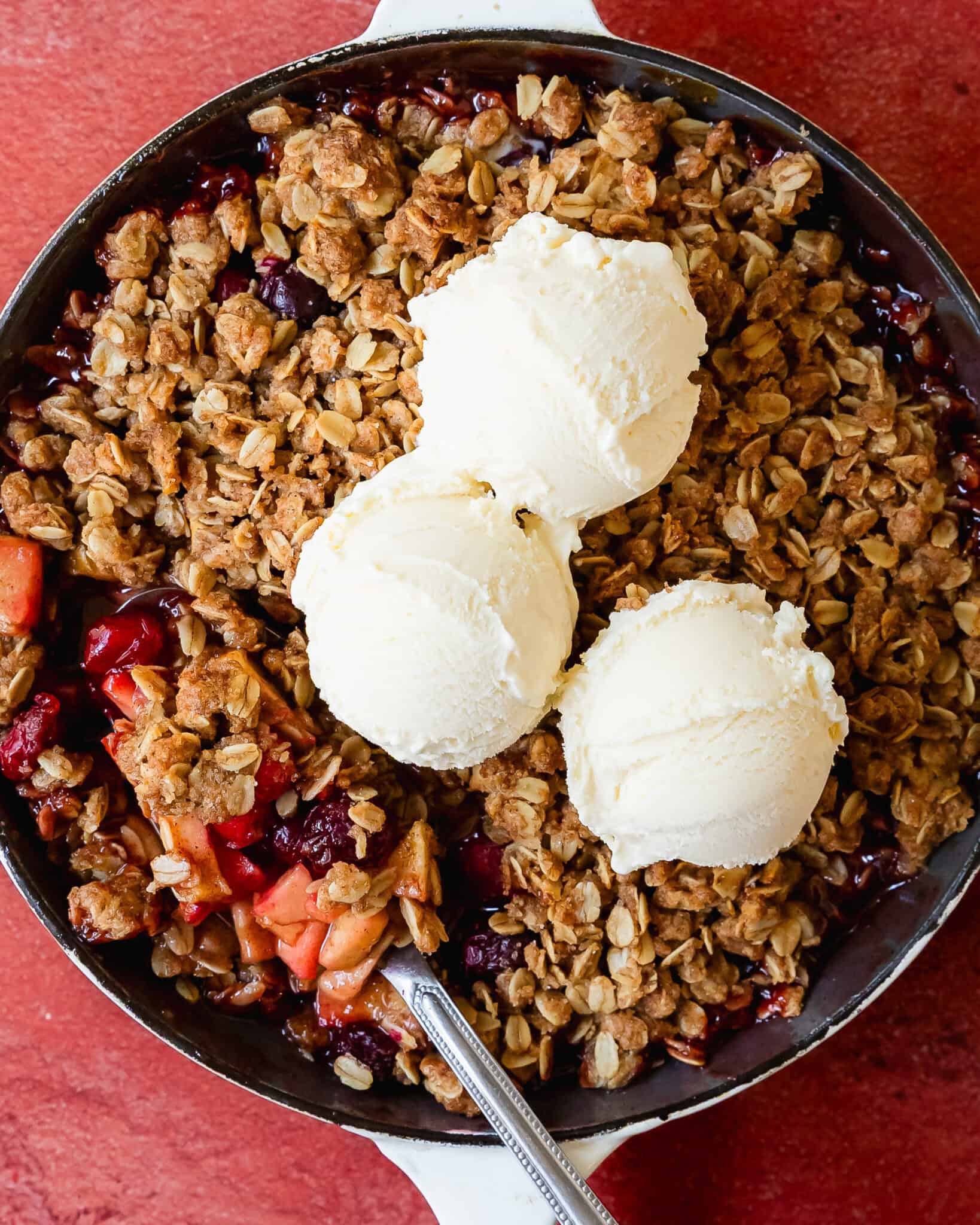 Apple Cranberry Crisp (Fresh and Easy Recipe) - Olives + Thyme